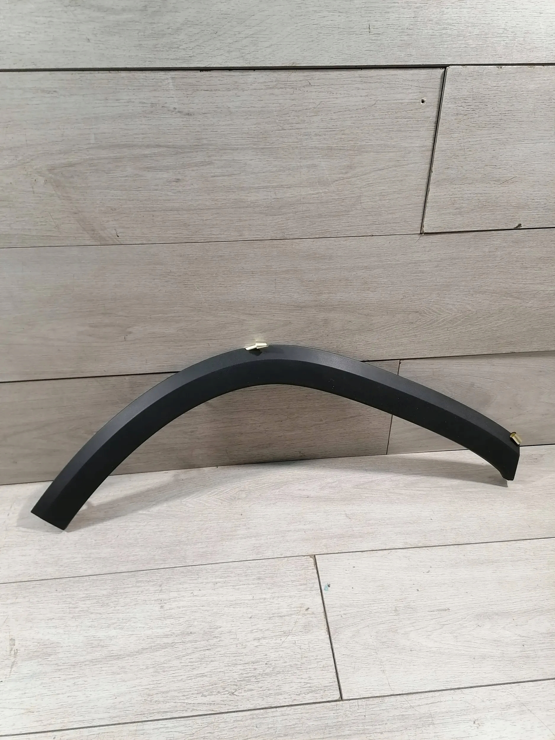 MERCEDES GLA 247 LISTWA BŁOTNIKA PRAWA TYL • Cena, Opinie - Allegro