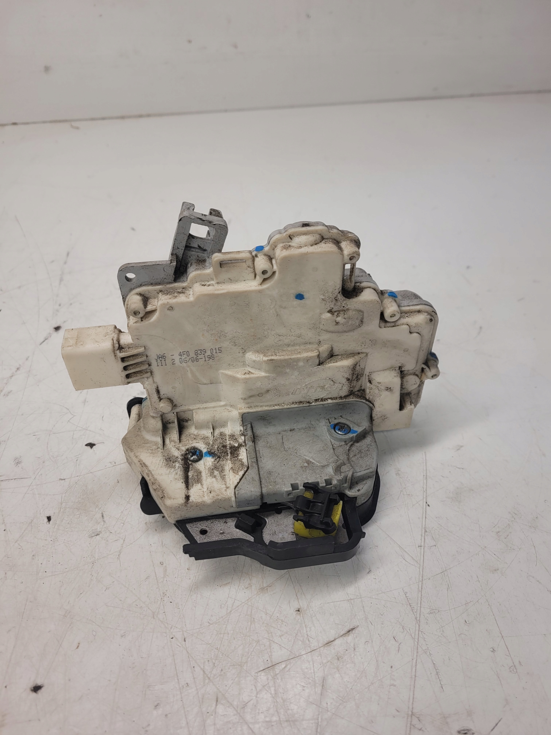 ZAMEK DRZWI LEWY TYŁ AUDI A6 C6 A3 4F0839015 7 PIN za 55.00PLN z PRZYSTAJŃ - Allegro - (11193273948)