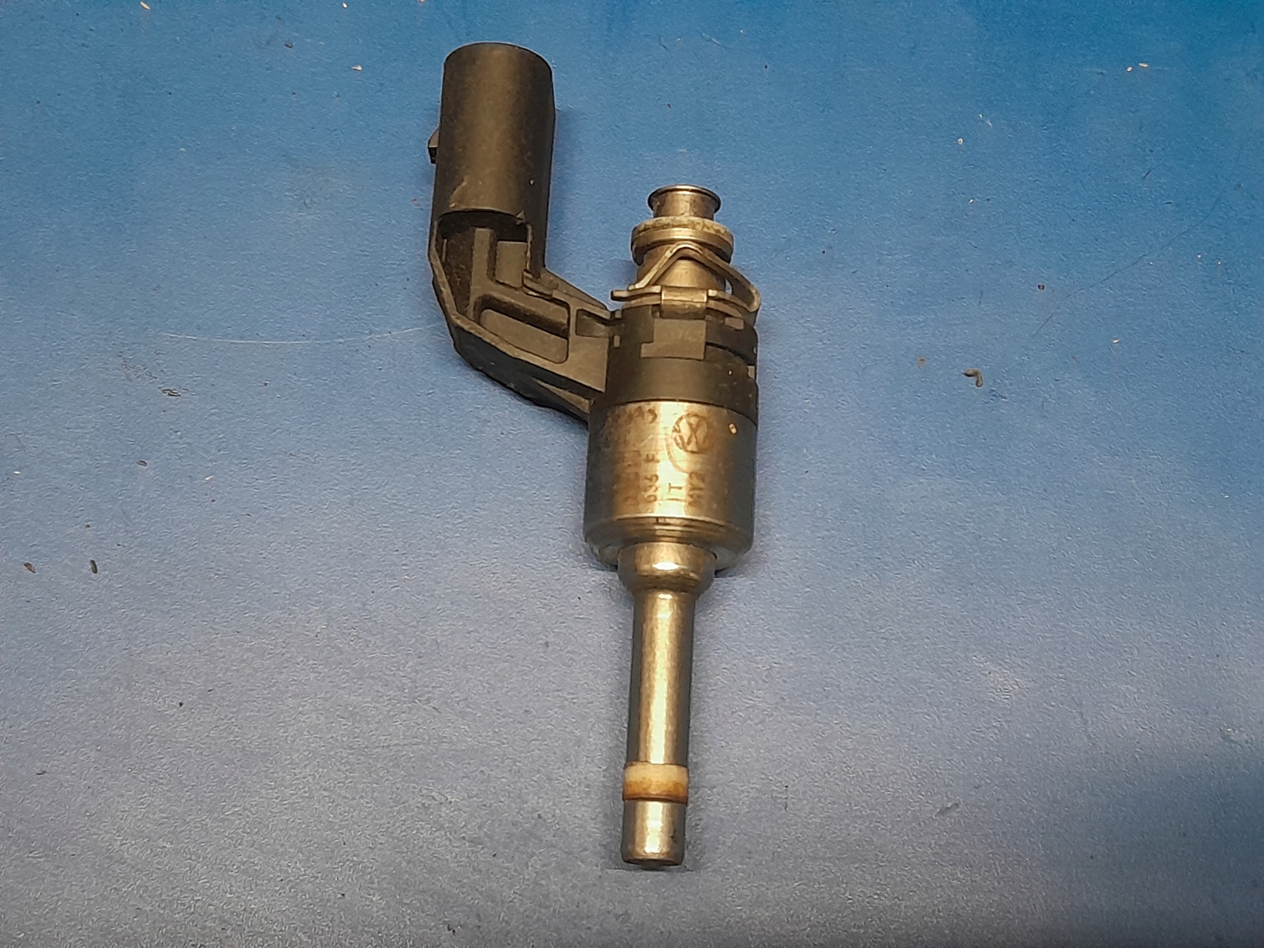 Volkswagen OE 03C906036F wtryskiwacz - porównaj ceny - Allegro.pl