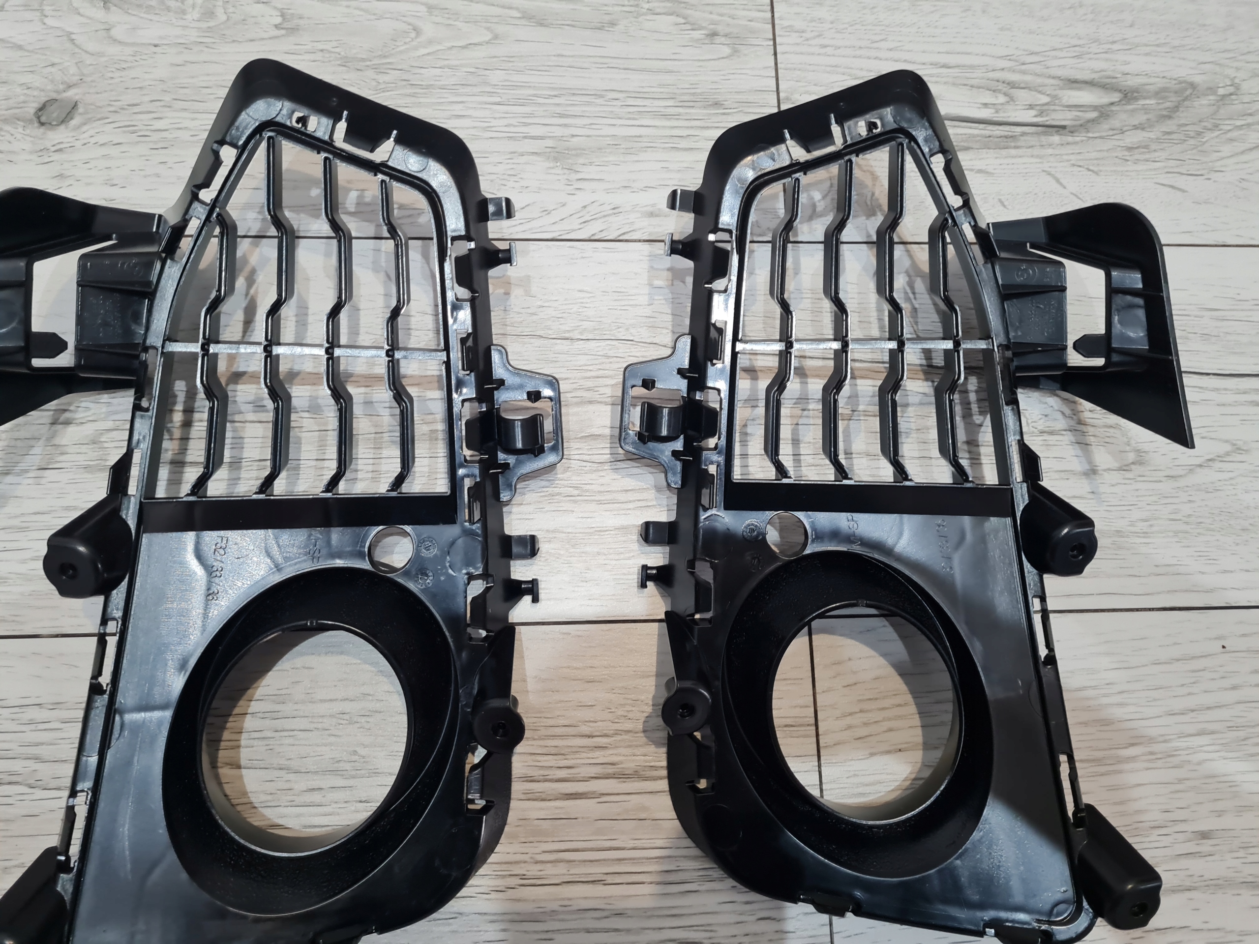 BMW F32.33.36N Kratki przód M pakiet L+p komplet 51118054507. ...