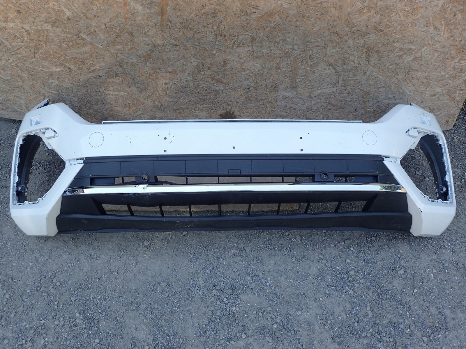 ZDERZAK PRZÓD PRZEDNI VW TOUAREG 3 III 760 R LINE za 1000.00PLN z ...