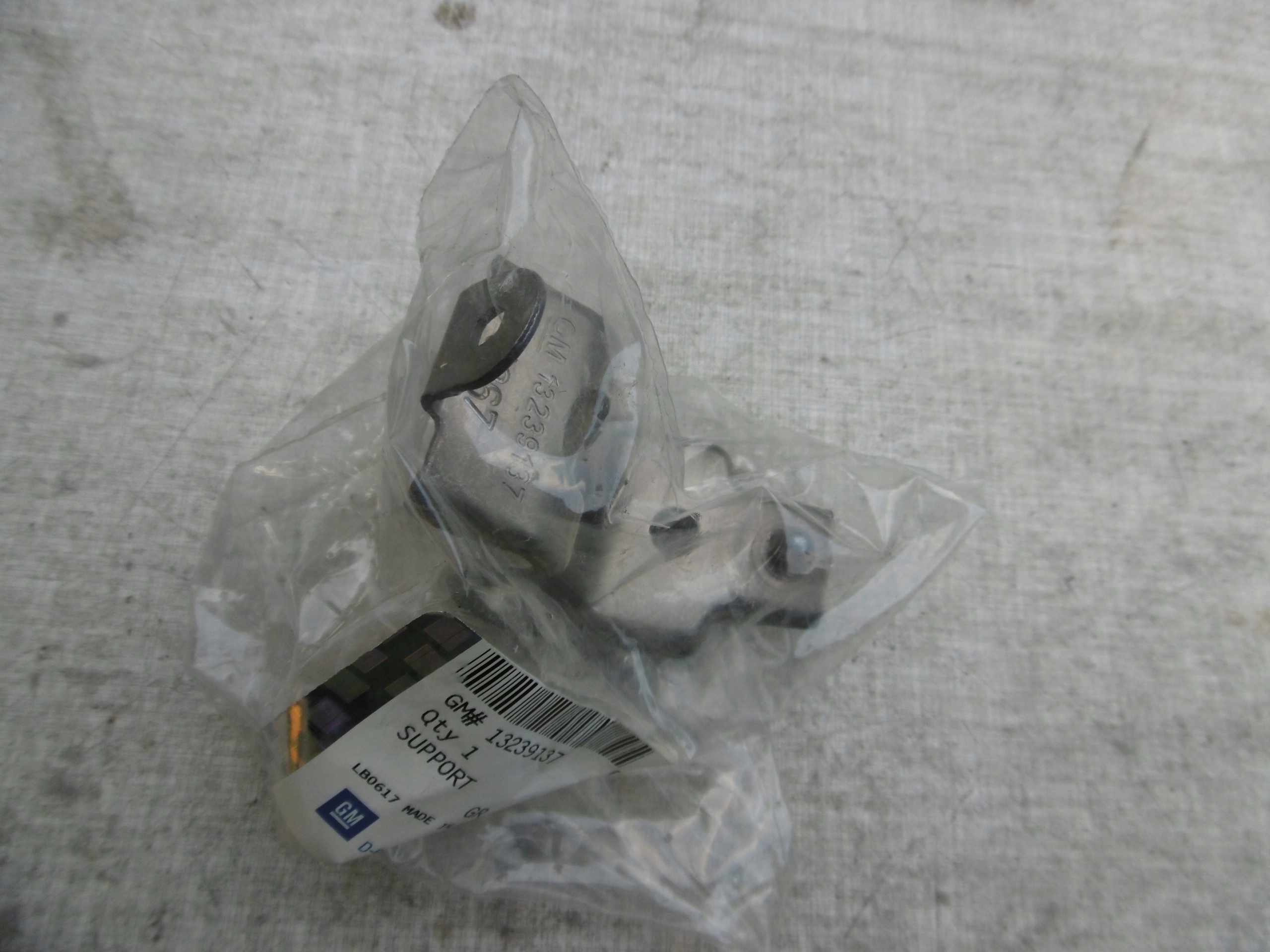 Opel OE 13239137 mocowanie chłodnicy - porównaj ceny - Allegro.pl