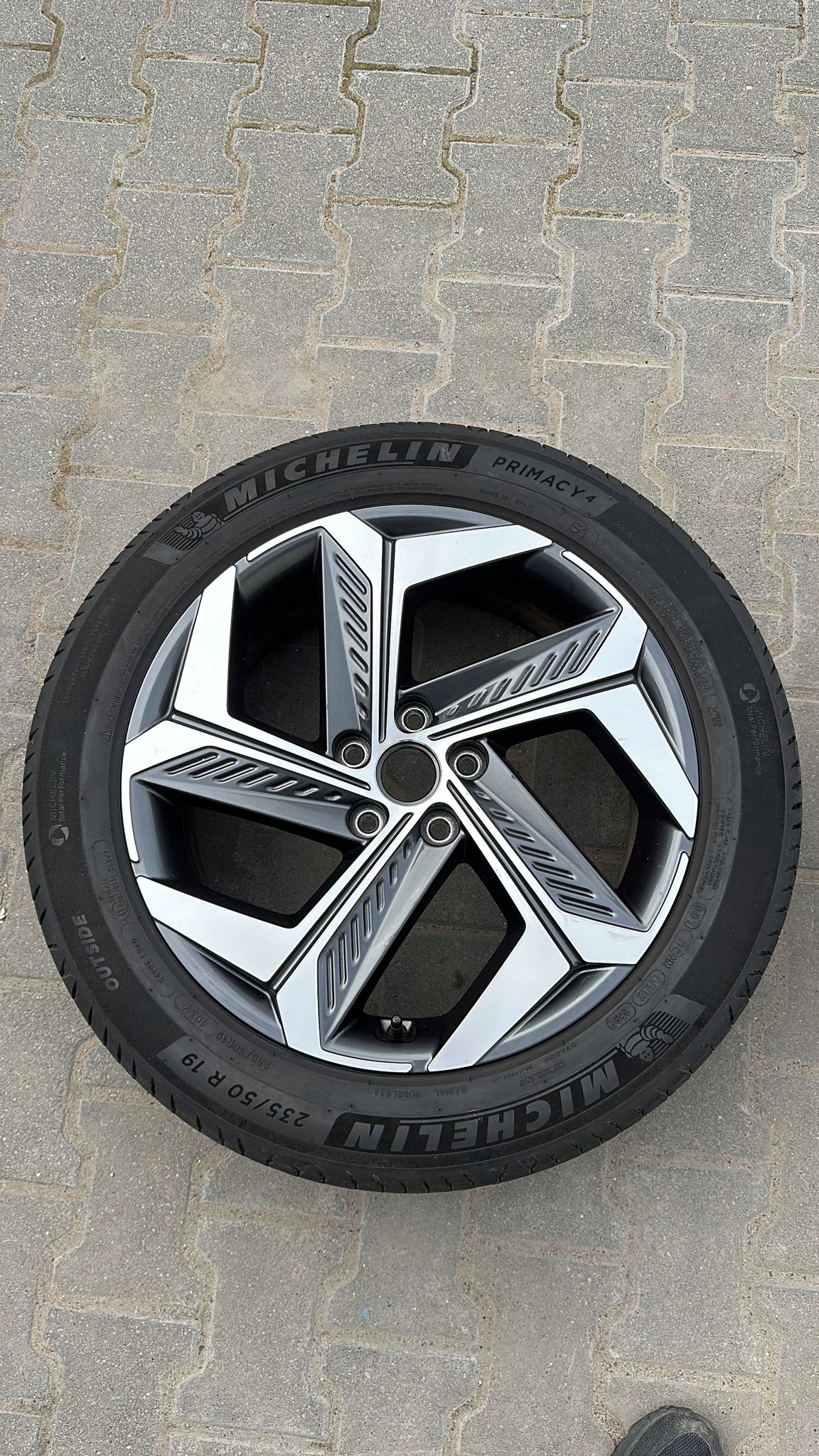 HYUNDAI TUCSON 2021- FELGA KOLO 7,5 X 19 ET 51 za 1399.00PLN z Baranowo ...