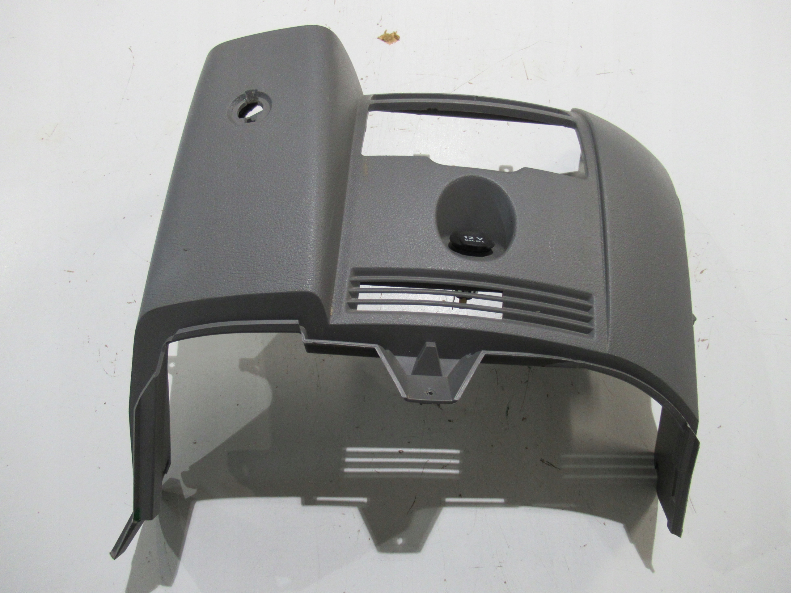 Konsola środkowa Mercedes-Benz OE A2056803805 - porównaj ceny - Allegro.pl