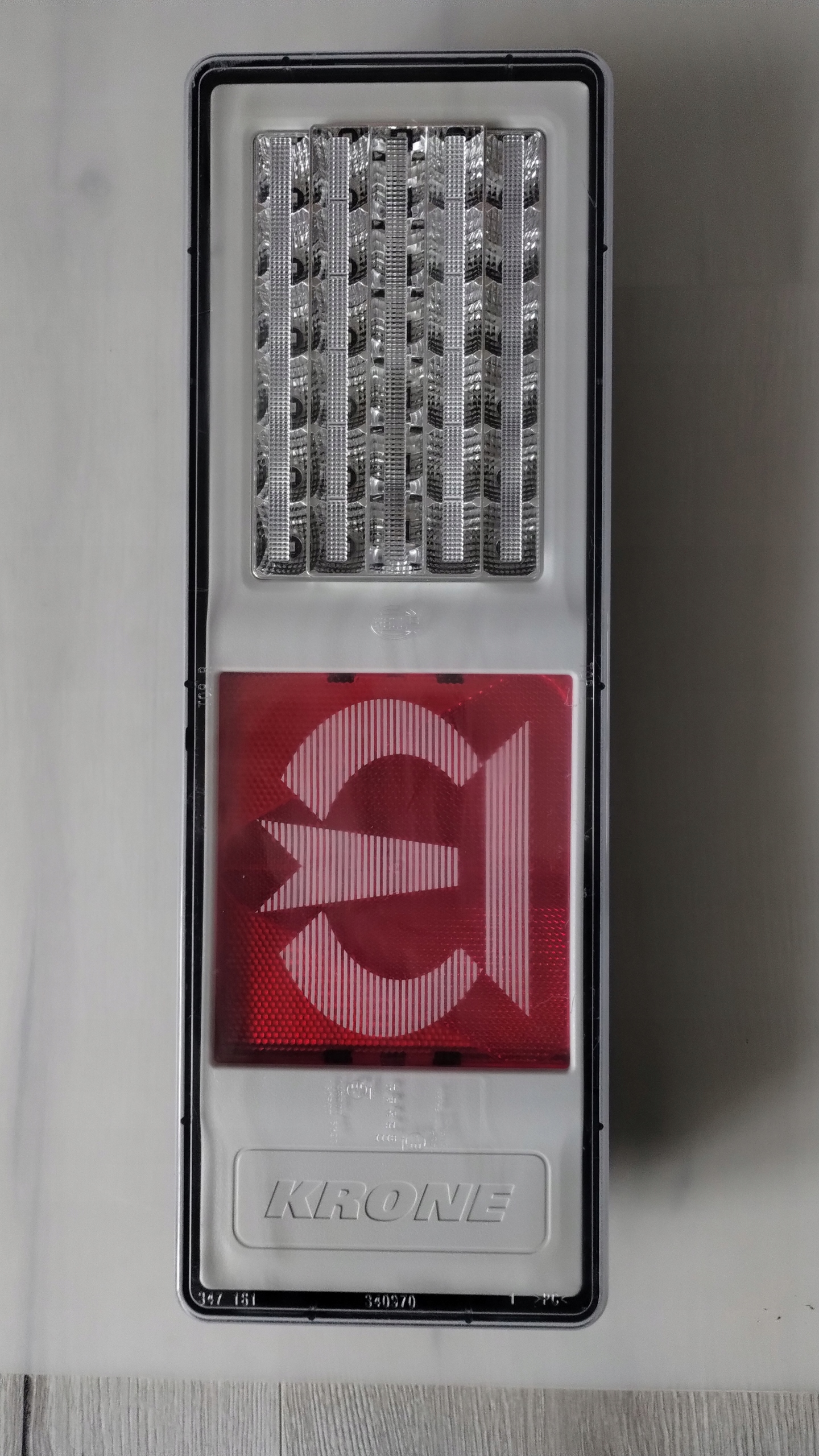 Lampa krone naczepa Led Prawa 2VP34097542 za 1180 zł z Gaszowice ...