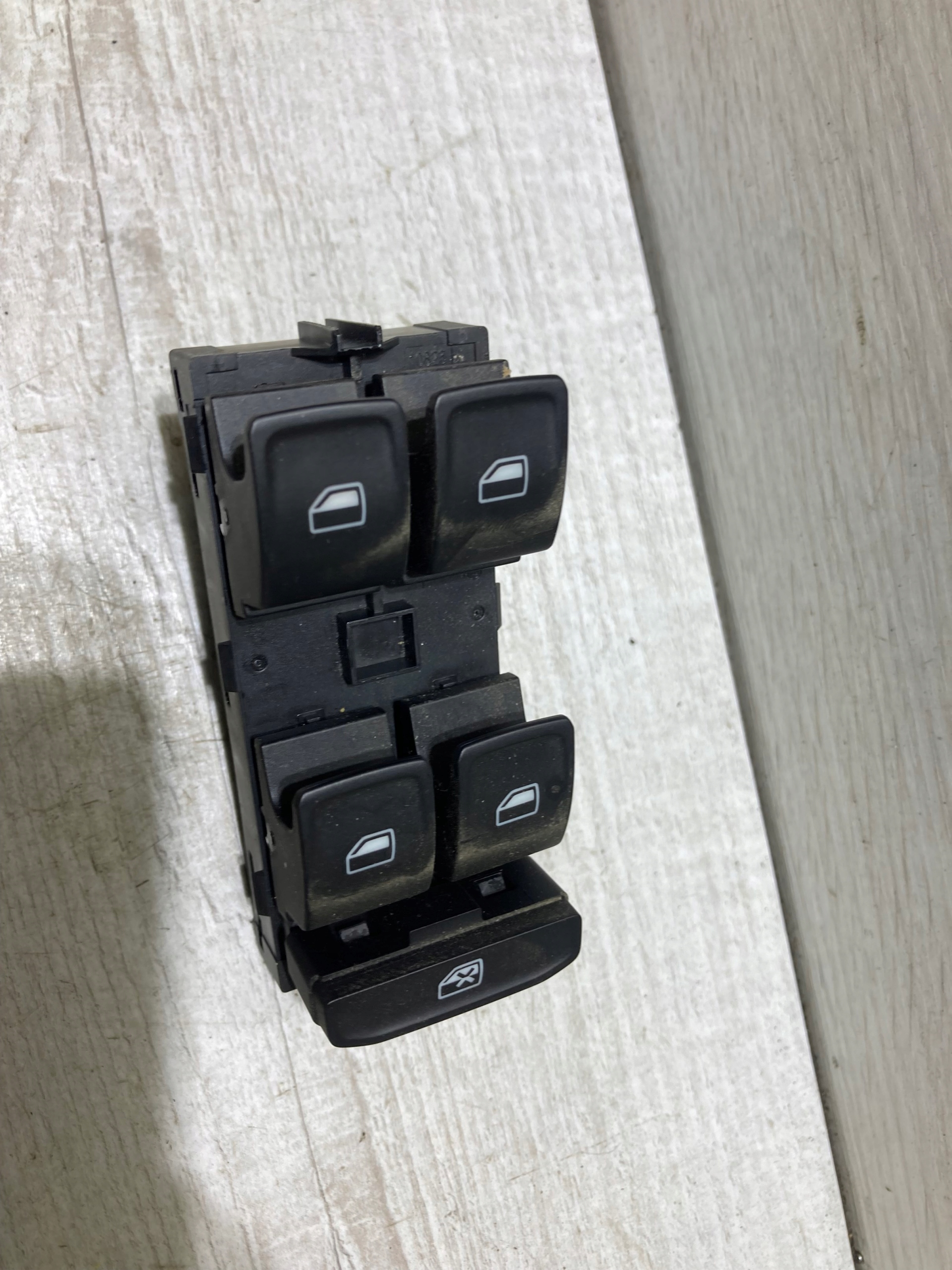 Przełacznik Szyb 5jb959857 Skoda w Panele sterowania, przełączniki ...