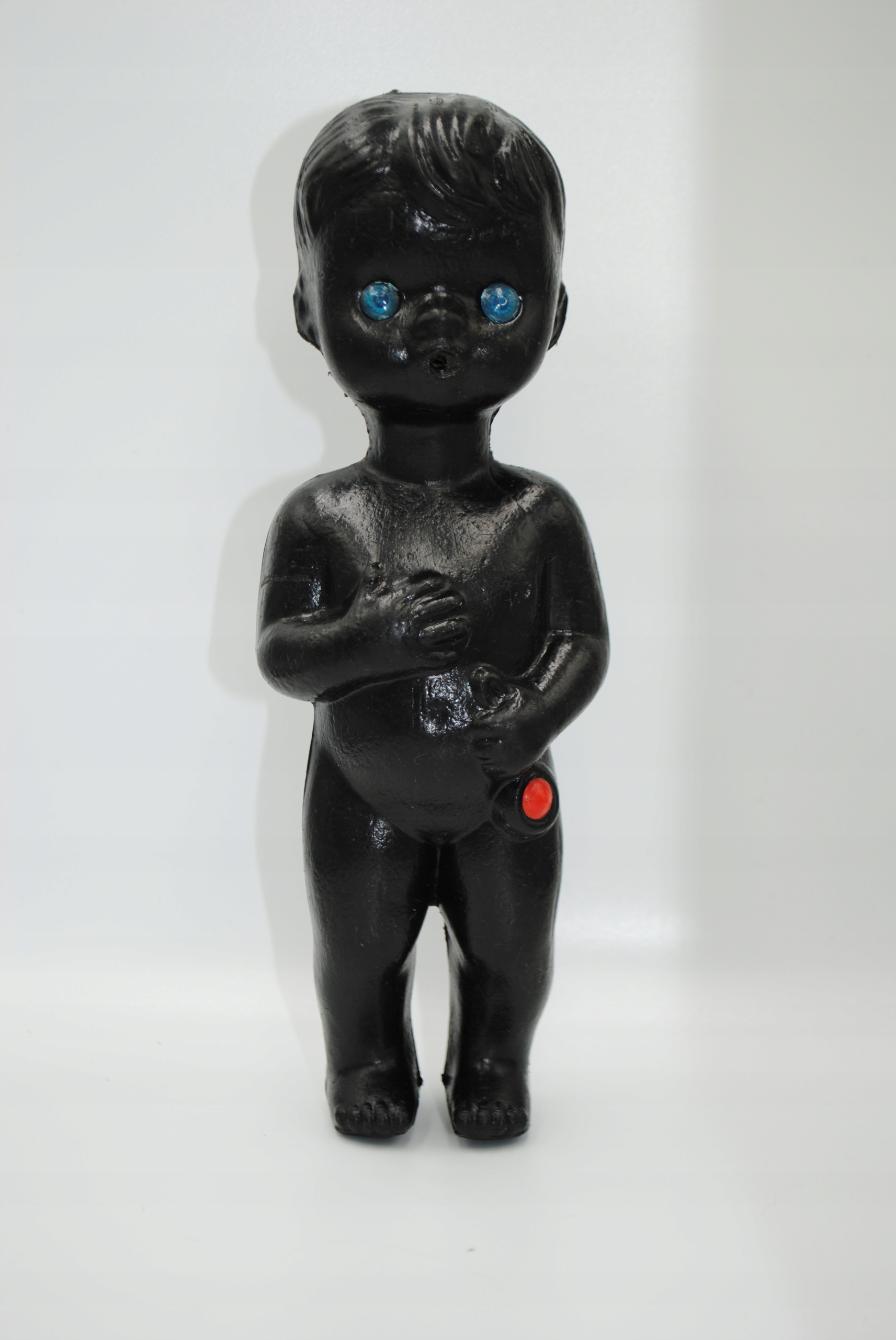 Lalka plastik murzynek murzynka z grzechotką kult PRL | WARSZAWA | Kup ...