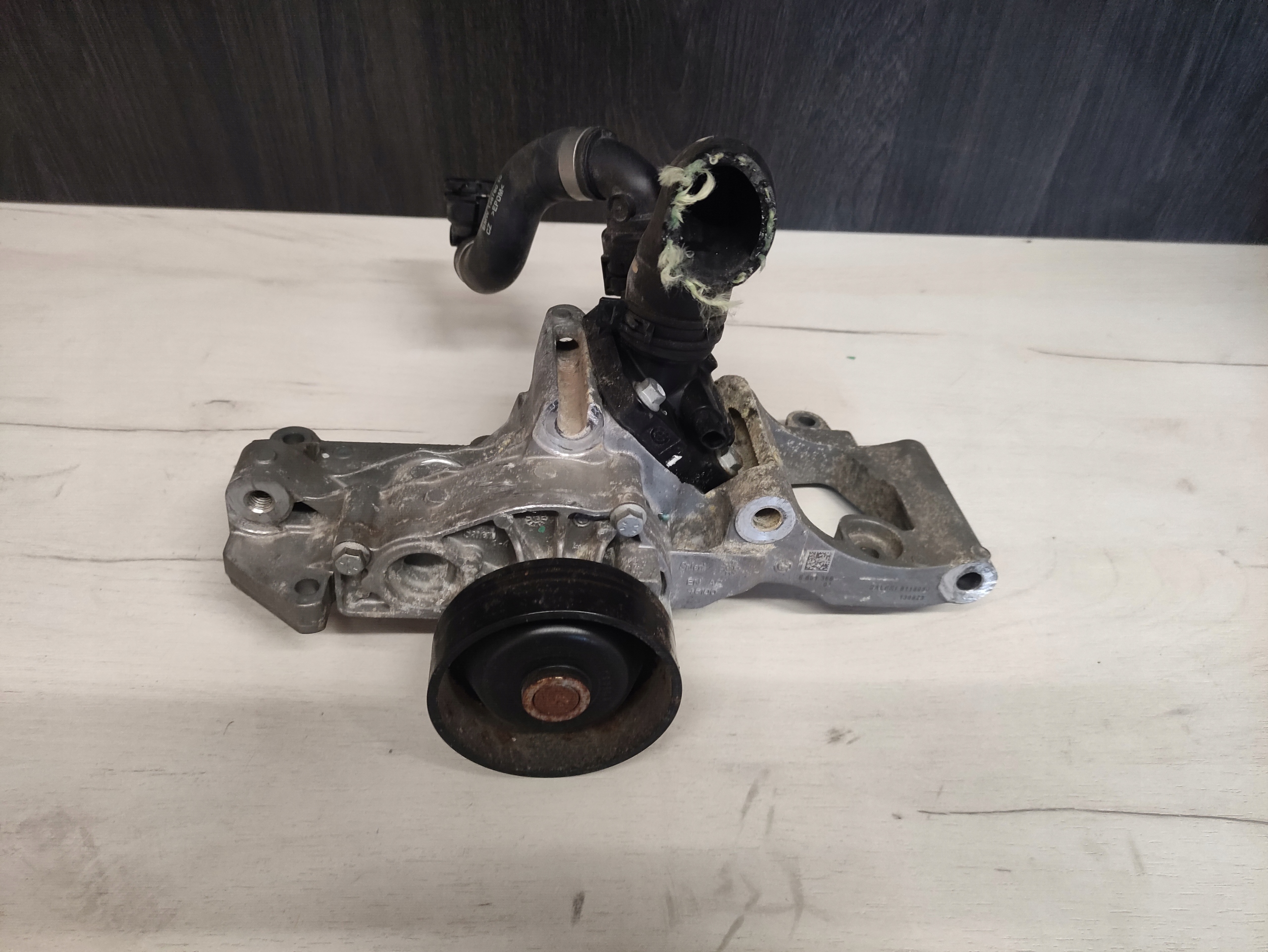 POMPA WODY BMW F48 F39 F45 F40 F55 F56 F60 8601366 za 350.00PLN z ...