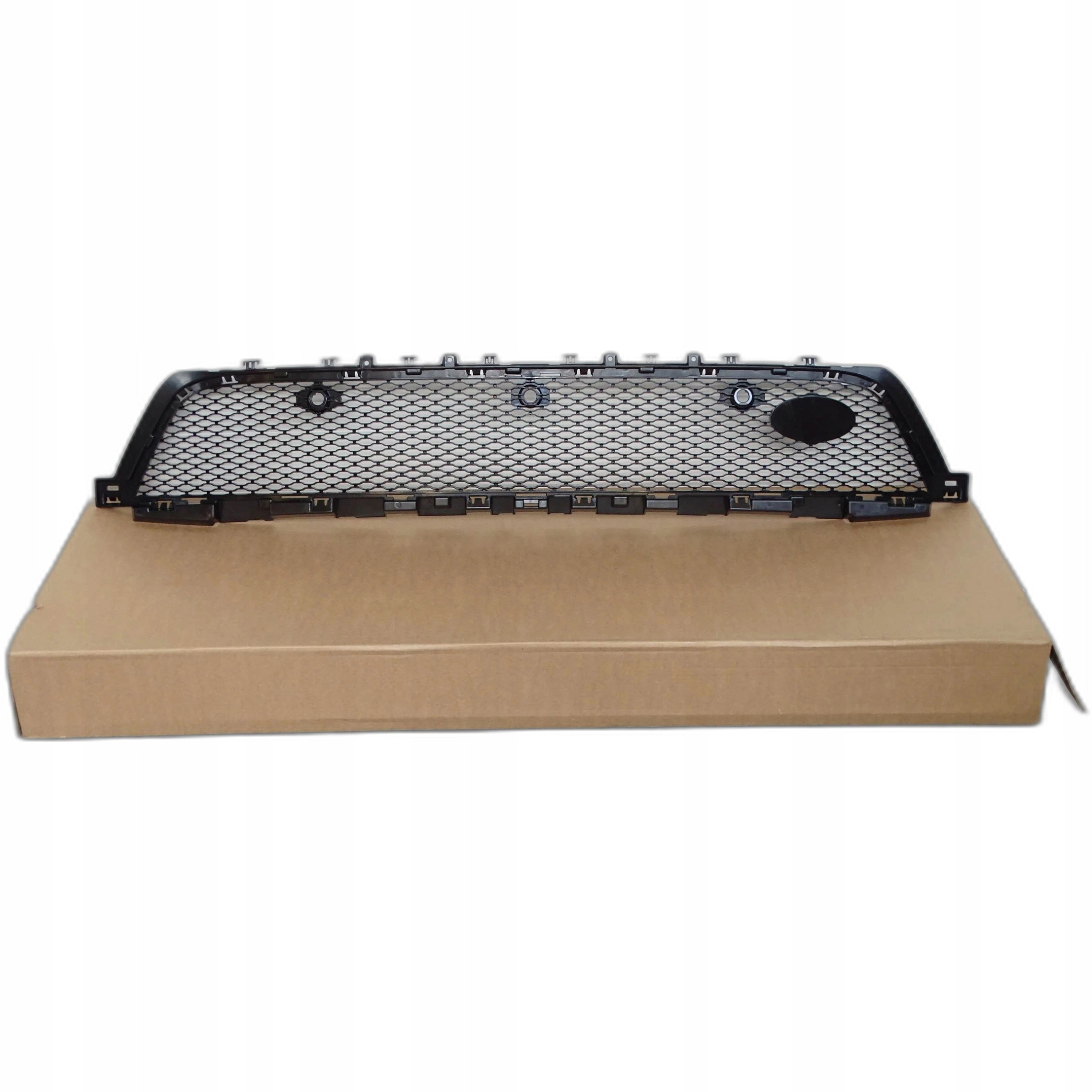 Купить НОВАЯ ОРИГИНАЛЬНАЯ решетка радиатора в бампер VELAR L560 MY21 ...