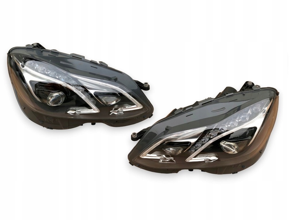 Prawa Lewa FULL LED INTELIGENT LIGHT SYSTEM HIGH VERSION ILS Do W212 ...