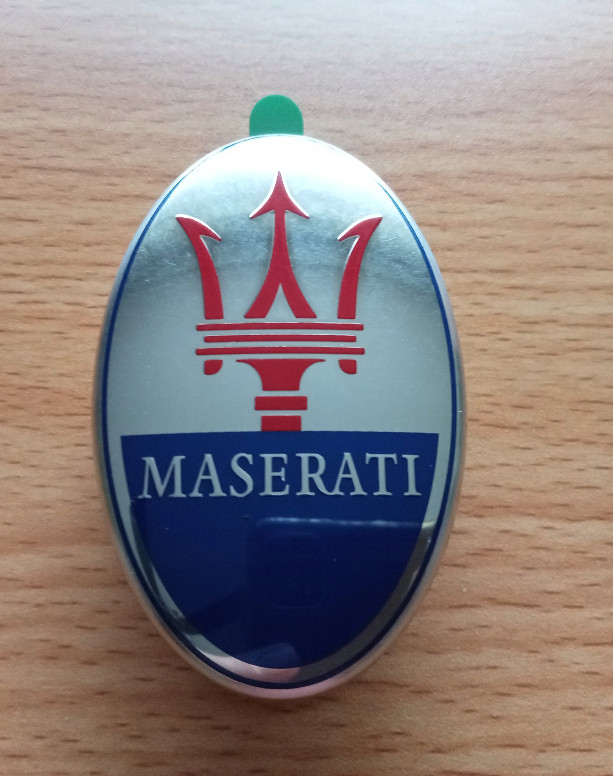 Logo emblemat maski Maserati Levante Granturismo - porównaj ceny ...