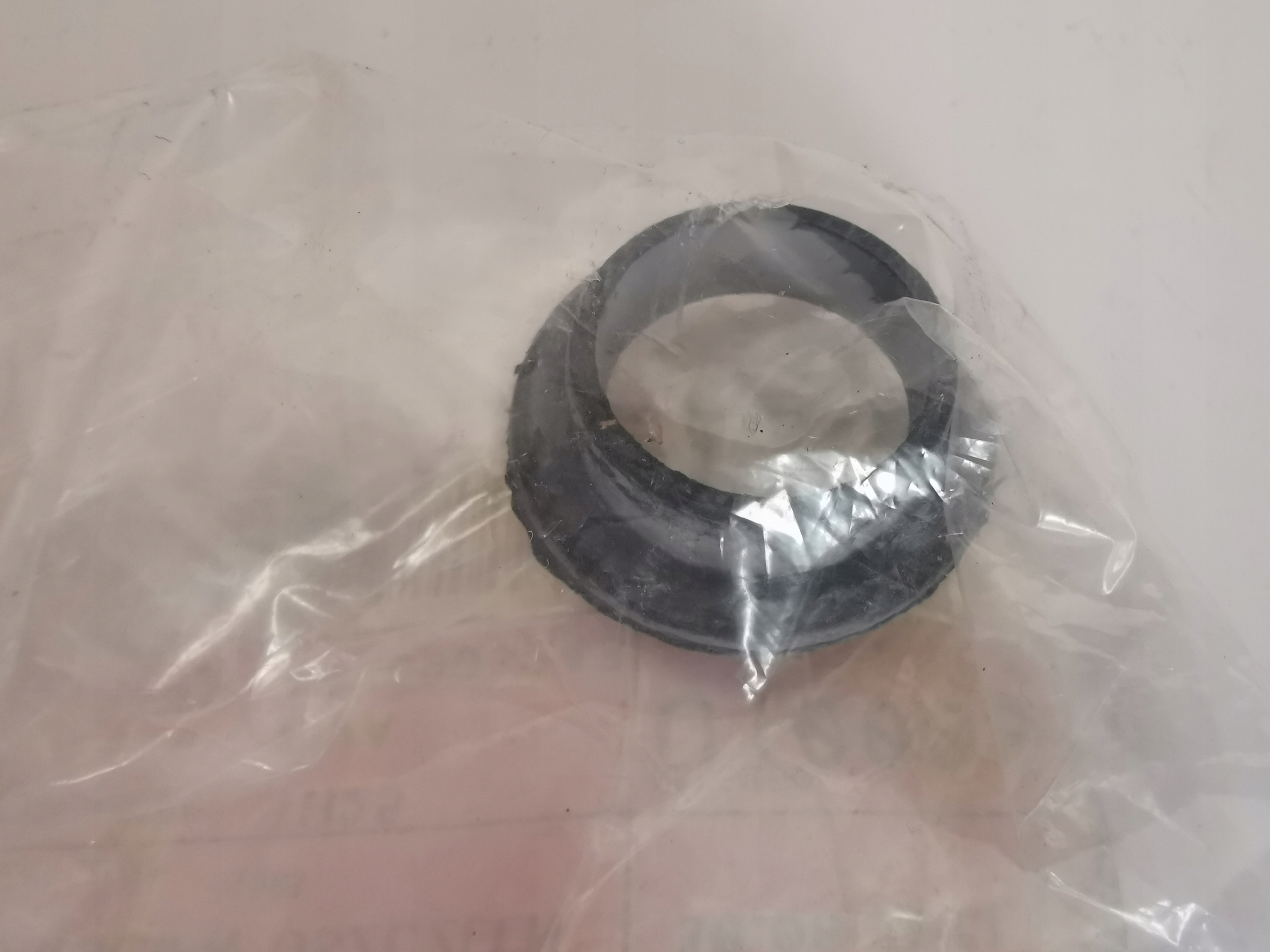 USZCZELKA KOLEKTORA SSĄCEGO AUDI VW 035121171C 035121171C za 12 zł z ... USZCZELKA KOLEKTORA SSĄCEGO AUDI VW 035121171C 035121171C za 12 zł z ...