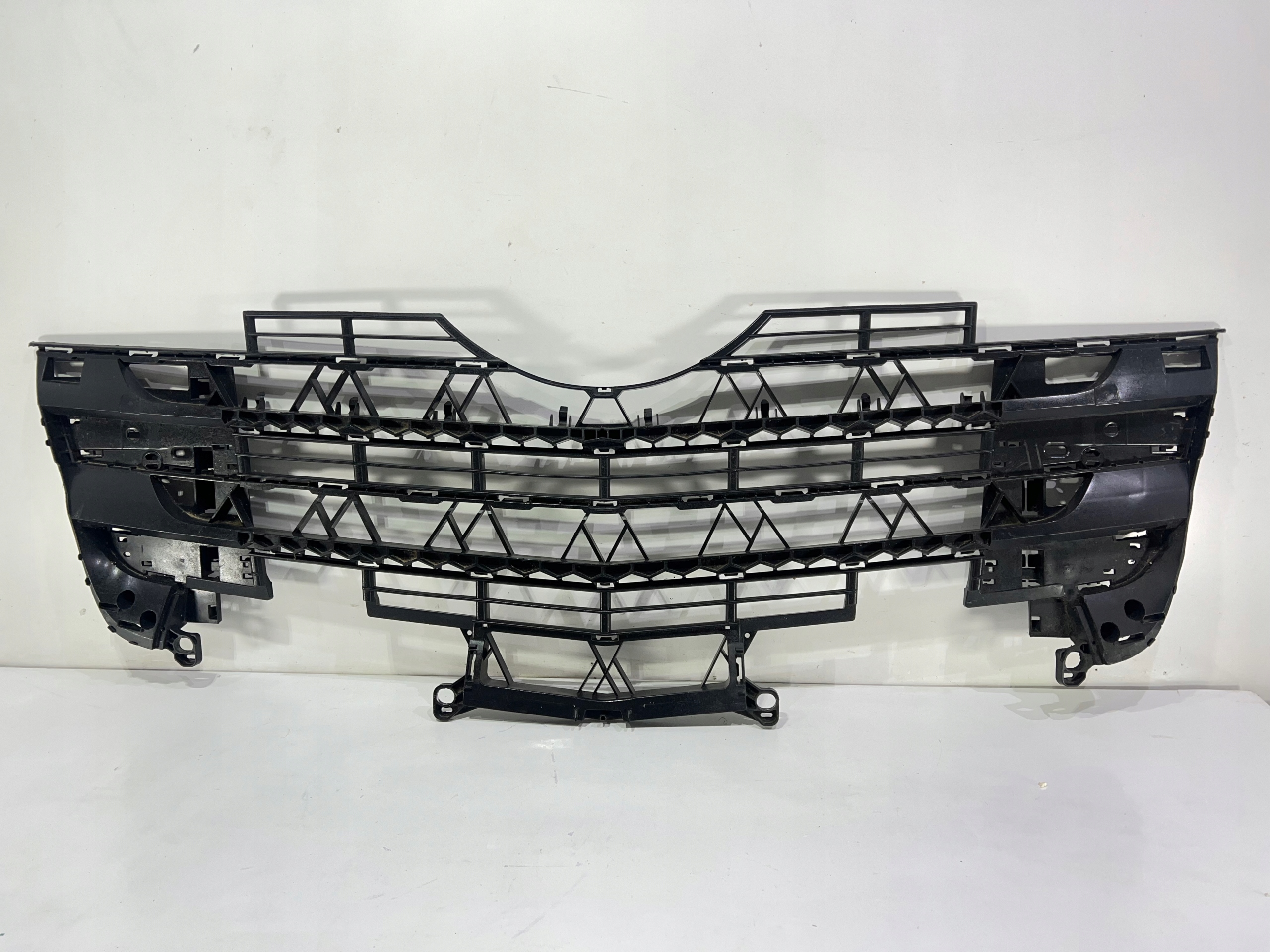 GRILL DOLNY ATRAPA MERCEDES ACTROS MP4 A9618850253 • Cena, Opinie - Allegro