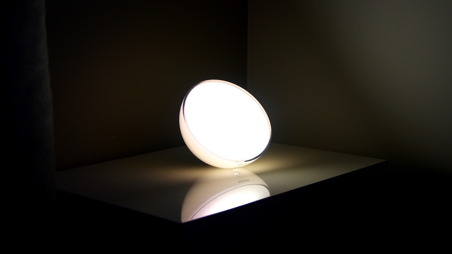 Recenzja inteligentnej lampki Philips Hue Go - Allegro.pl