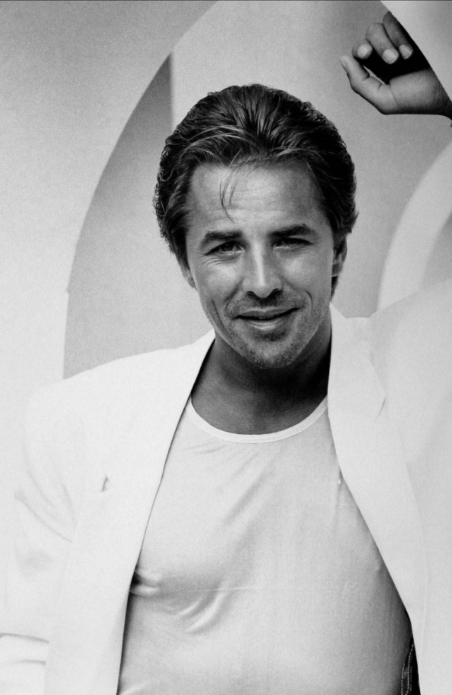 Don Johnson z serialu z lat 80. "Policjanci z Miami". Jak teraz wygląda? - Allegro.pl