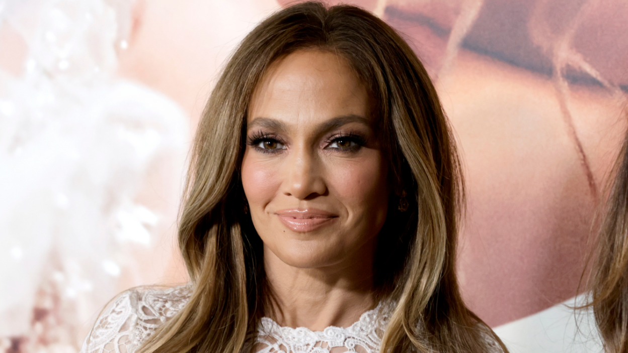 Sekrety urody J.Lo - kosmetyki, ćwiczenia i dieta, dzięki którym ...