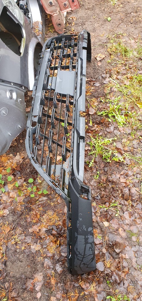Zderzak grill atrapa Captur II 620260503R | Jankowice | Ogłoszenie na ...