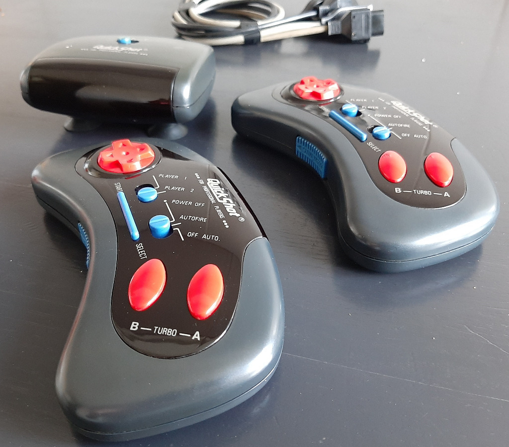 Pad Amiga - Niska cena na Allegro.pl