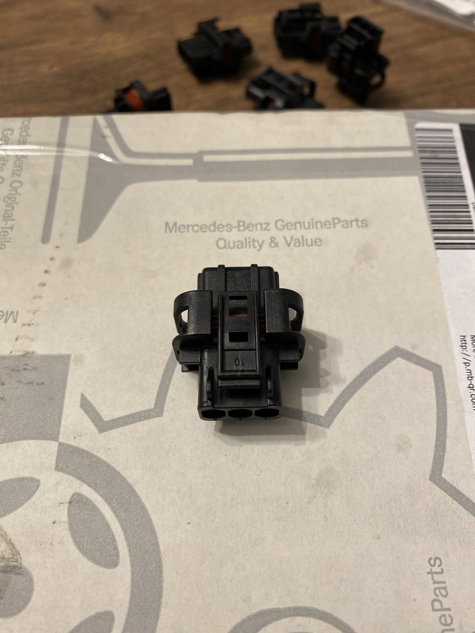 Wtyczka Mercedes Ori A2035453028 A 203 545 3028 | Grodzisk Mazowiecki ...