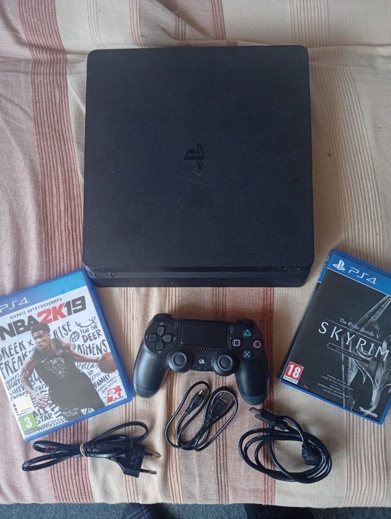 Playstation 4 Slim 500GB pad gry kable papiery pudełko | Oświęcim | Kup ...