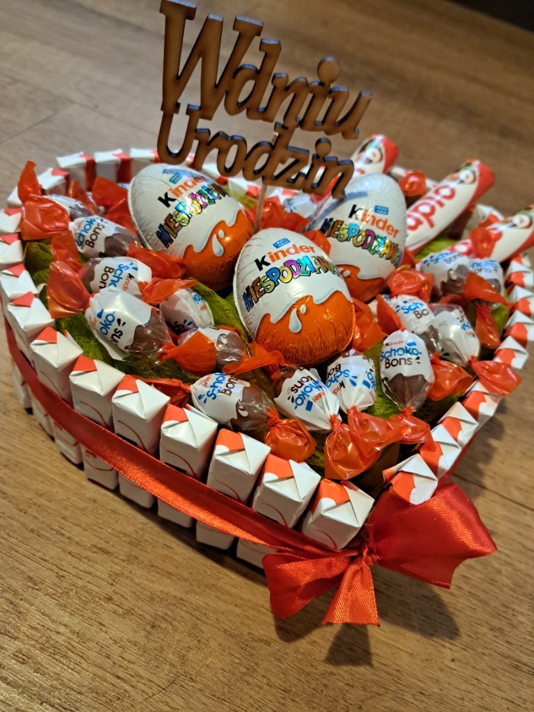 Serce kinder box słodycze prezent dziecko | Domaniów | Kup teraz na ...