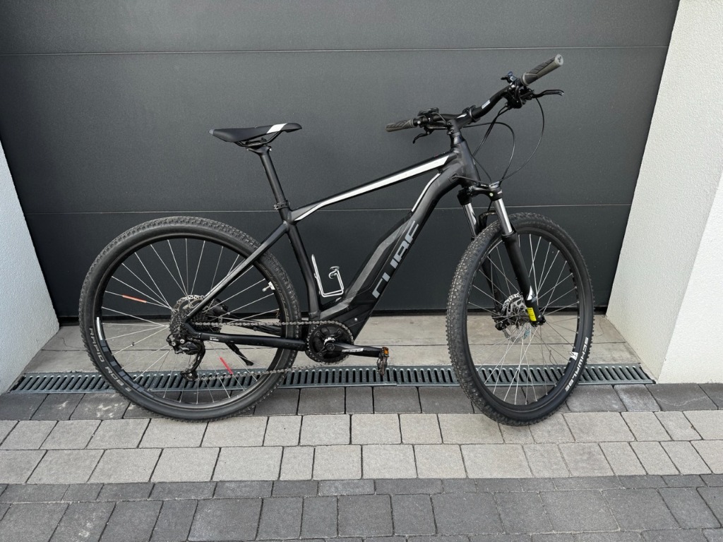 Rower elektryczny Cube ACID HYBRID ONE 500 29 Bosh | Wrocław ...