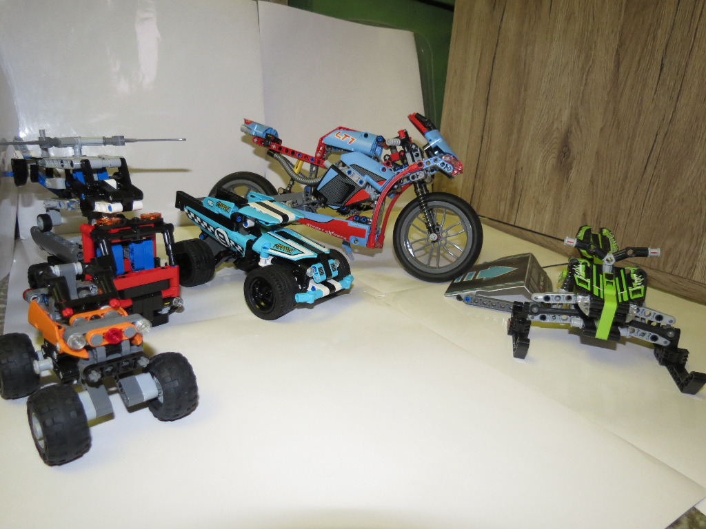 Lego Technic pack zestawów około 1 kg | Tarnów | Kup teraz na Allegro Lokalnie