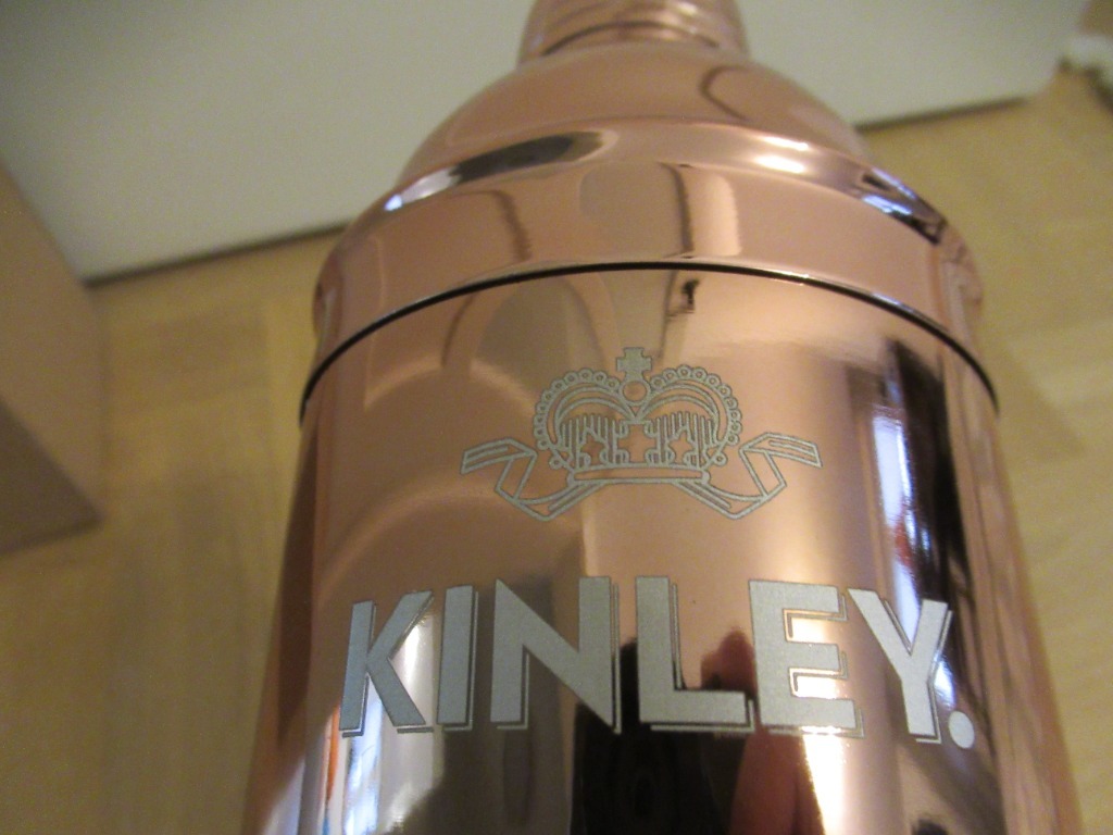 Shaker Kinley złoty nowy metalowy | Dębica | Kup teraz na Allegro Lokalnie