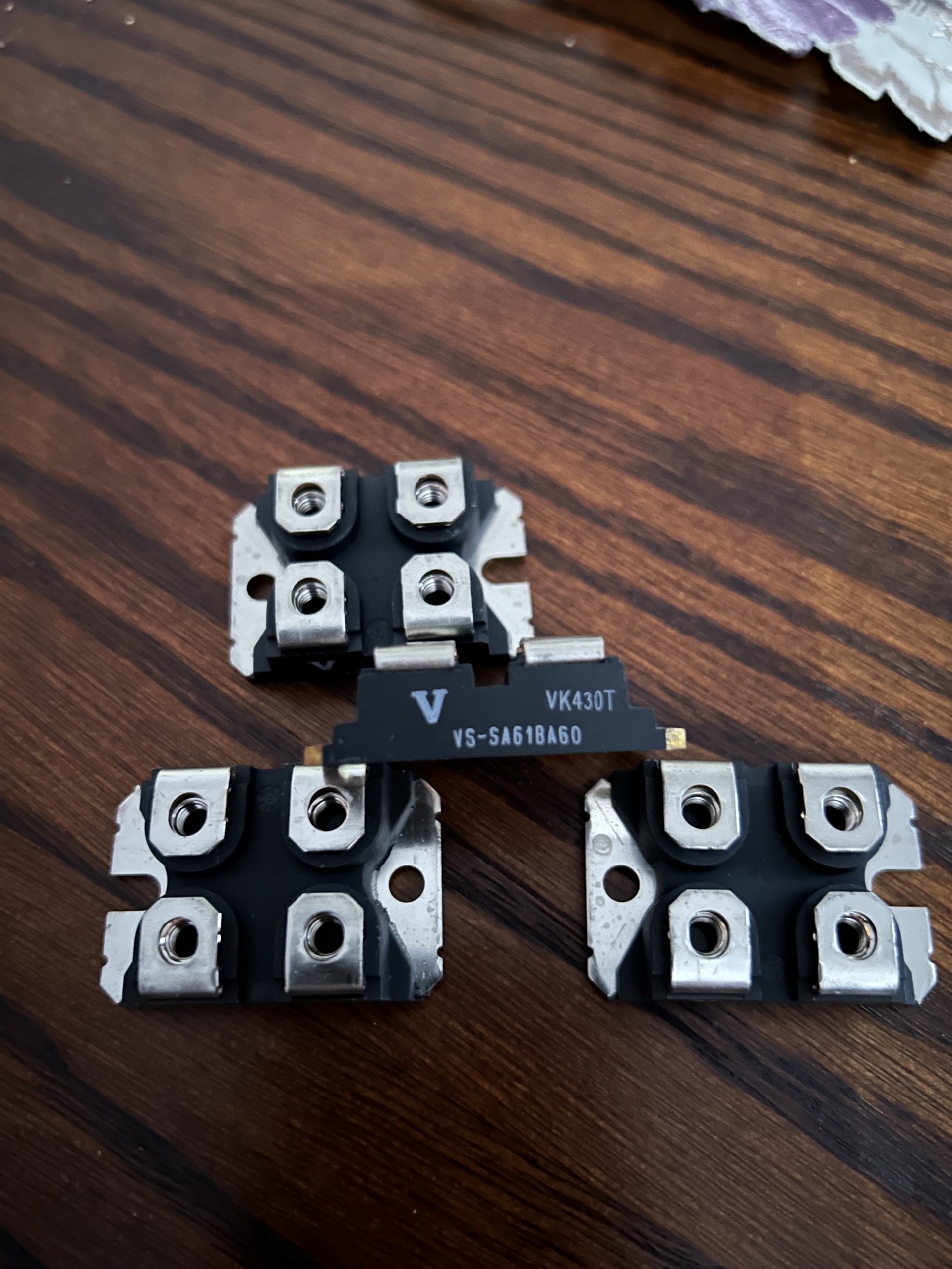 Vishay Dioda mostek prostowniczy VSSA61BA60 | Lubaczów | Kup teraz na ...