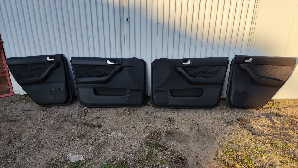 AUDI A3 8L 5D 2003 Tapicerka boczek drzwi KOMPLET | Szprotawa | Kup teraz na Allegro Lokalnie