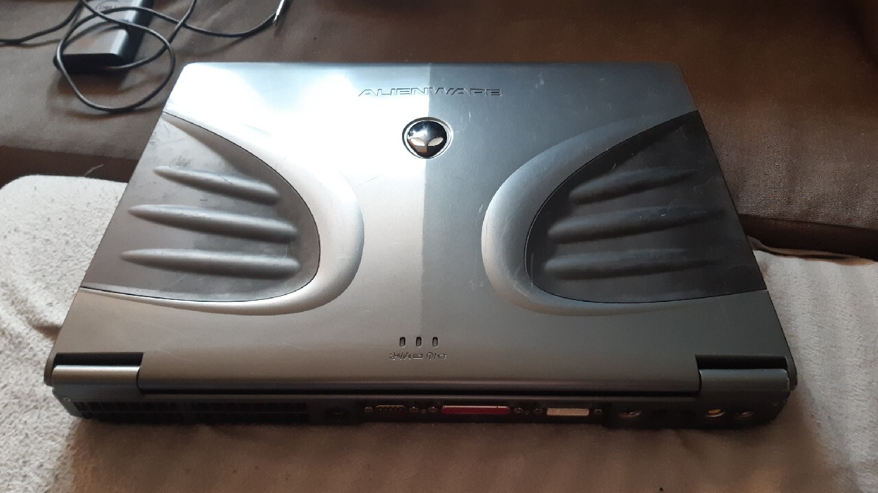 Retro Dell Alienware Area-51 M7700 D900T D9T | Zielona Góra | Kup teraz ...