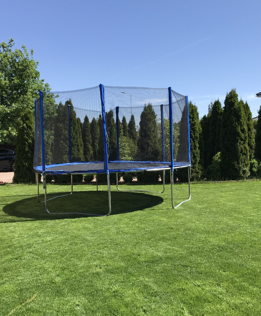 Trampolina ogrodowa - stan idealny, duża 4 metry | Serock | Kup teraz ...