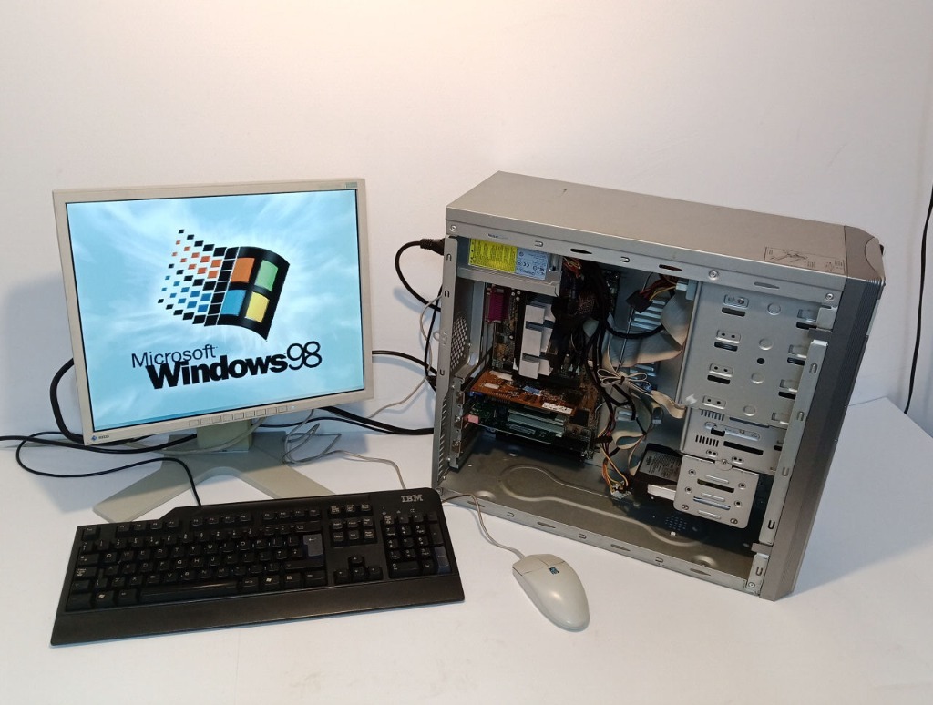 Pentium III Slot1 Intel 440 Riva TNT Windows 98 retro komputer ...