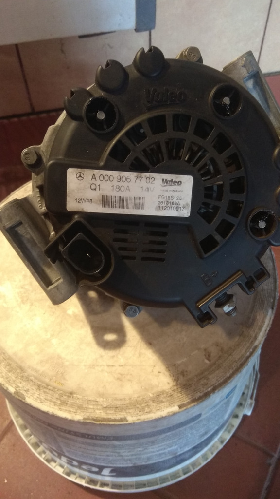 Mercedes w213 Alternator A0009067702 | Dąbrowa Górnicza | Kup teraz na ...
