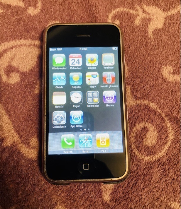iPhone 2G / 100% sprawny / pierwszy smartfon APPLE | Łomianki | Kup ...