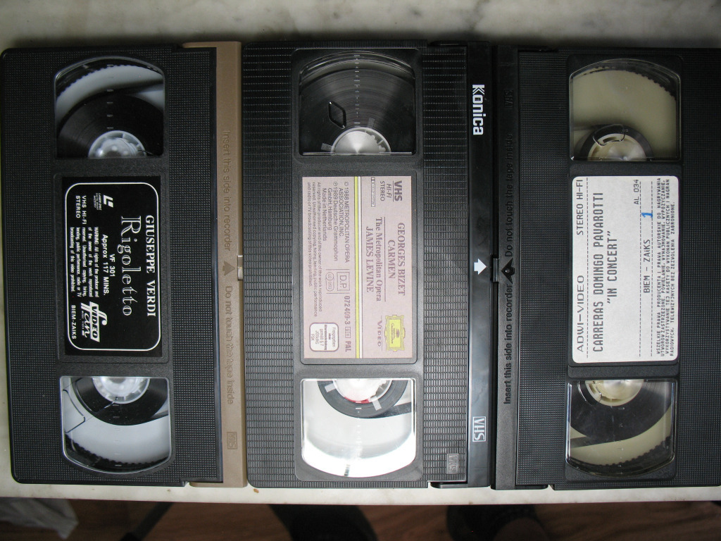 vhs rigoletto, concert mehta pavarotti, carmen | Poznan | Licytacja na ...