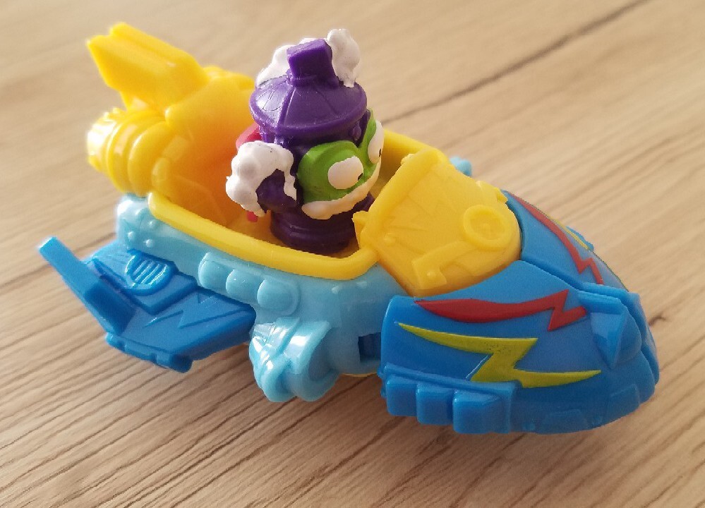 Super Zings auto z figurką | Wejherowo | Ogłoszenie na Allegro Lokalnie