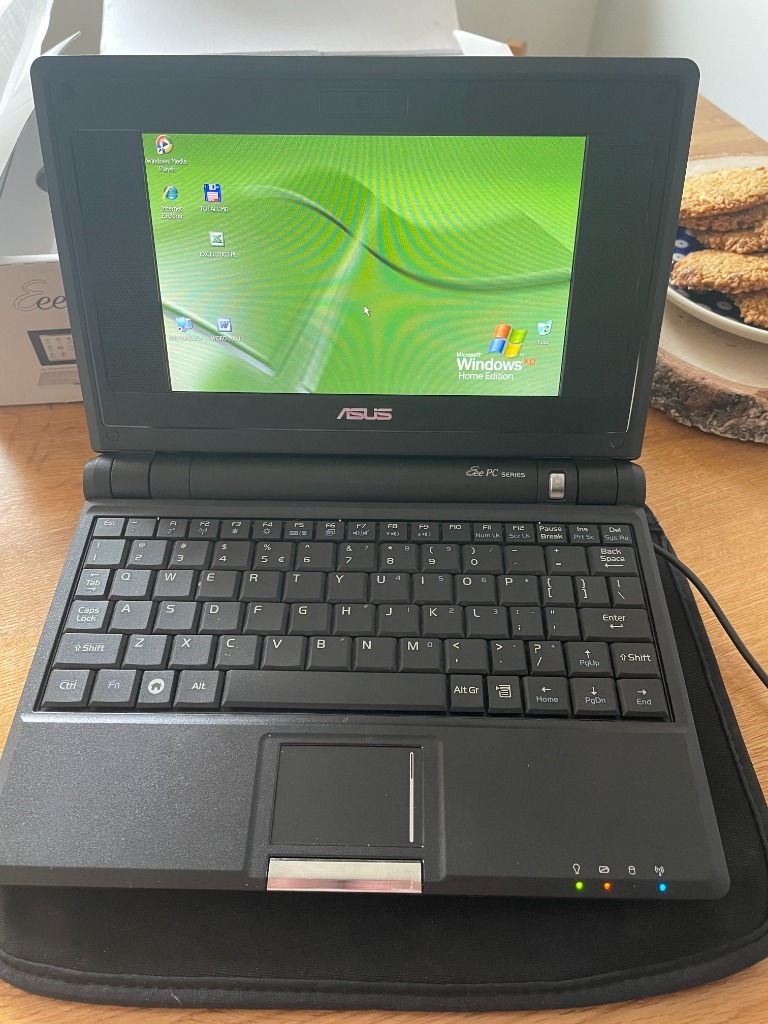Laptop Asus PC 4G 701 Win XP kolecjon | Warszawa | Kup teraz na Allegro ...