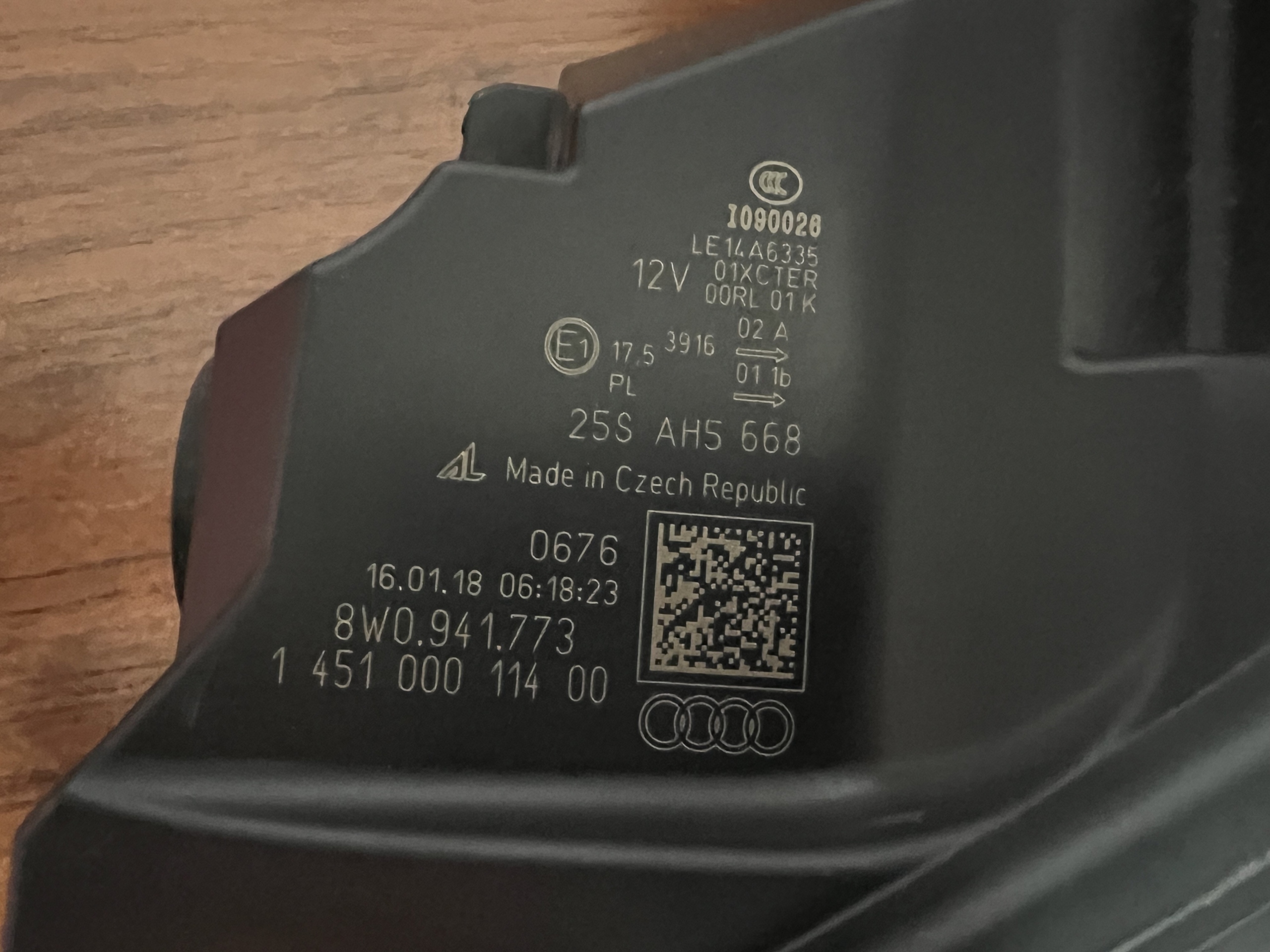 Reflektor lewy Full Led Audi A4,A5 8W0941773 | Zamość | Ogłoszenie na ...