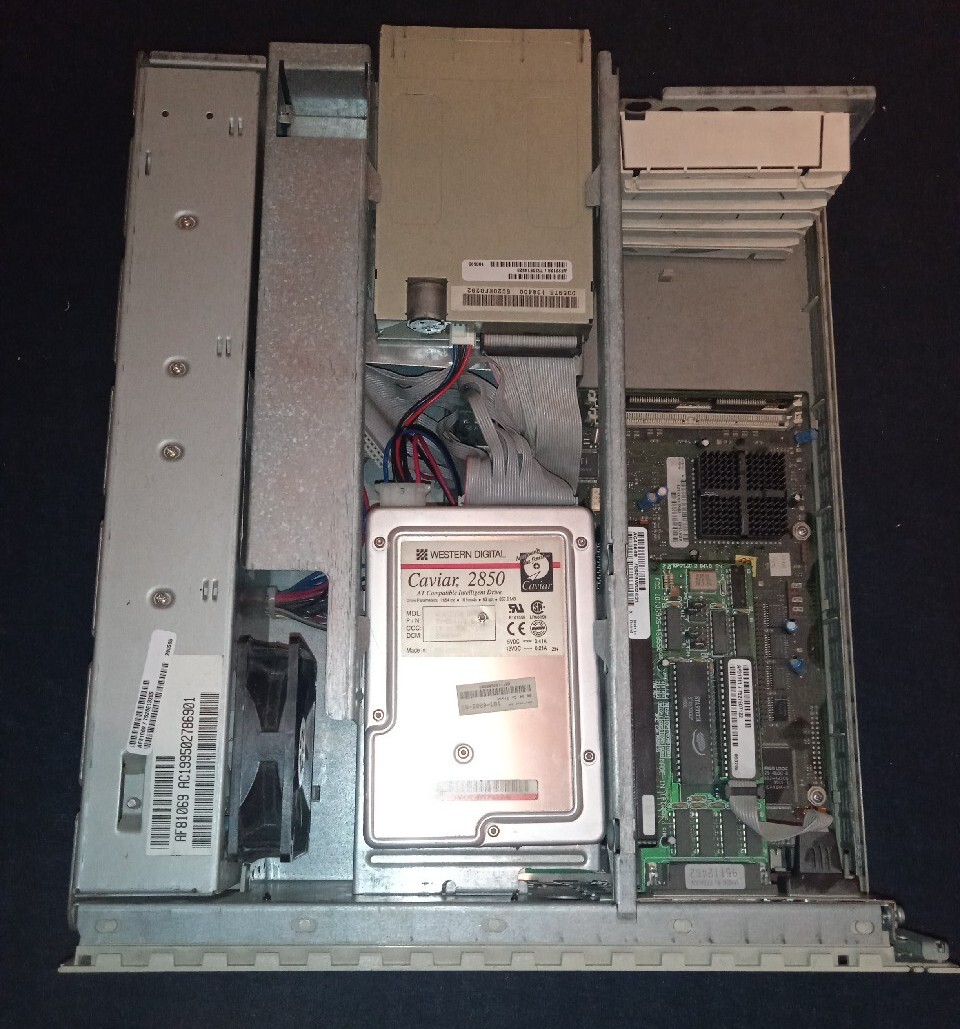 Fujitsu ICL e440 Komputer Retro Intel 486DX | Toruń | Licytacja na ...