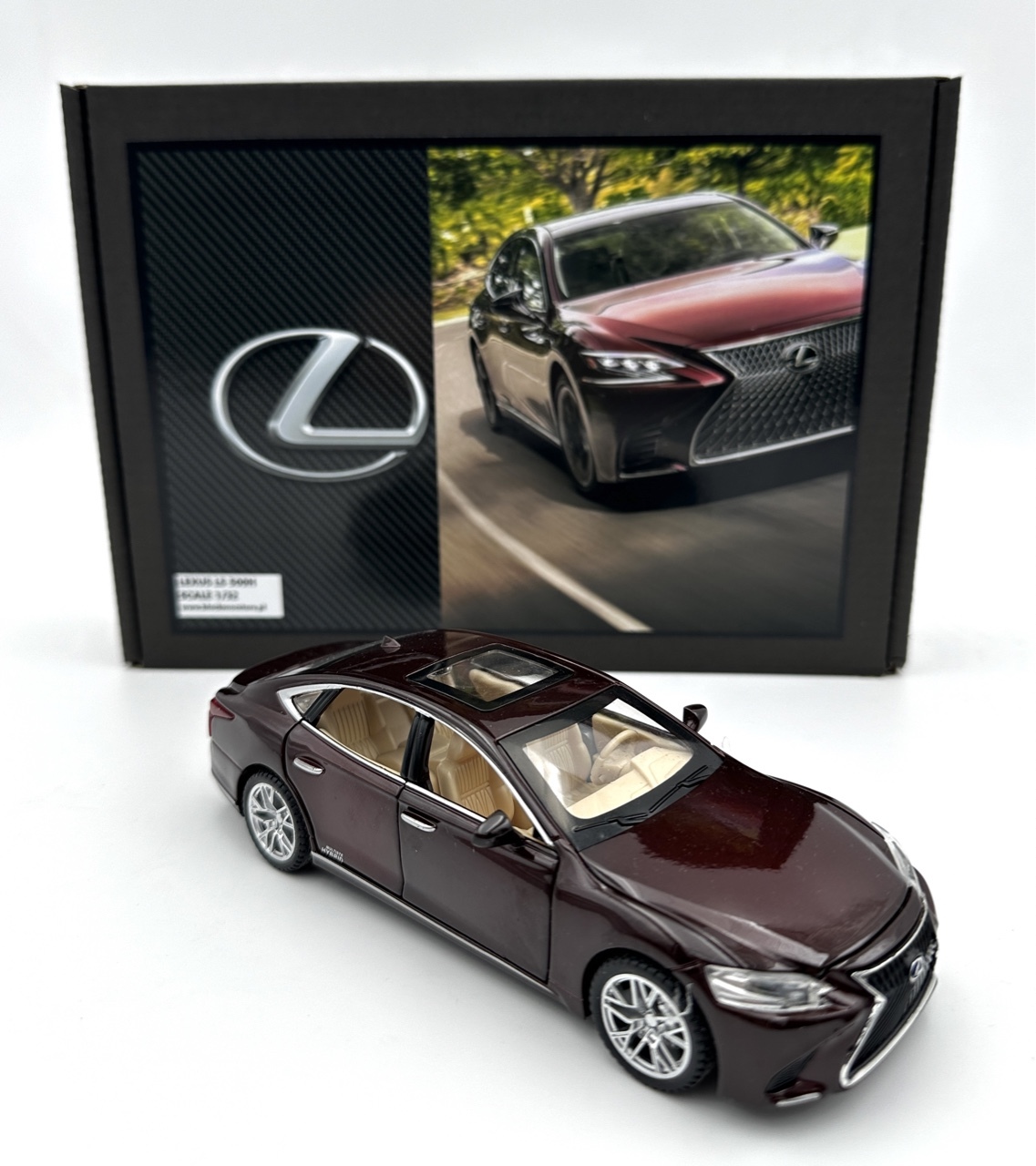 Samochodu LEXUS LS500H w skali 1 32 SUPER PREZENT | Kraków | Kup teraz na Allegro Lokalnie