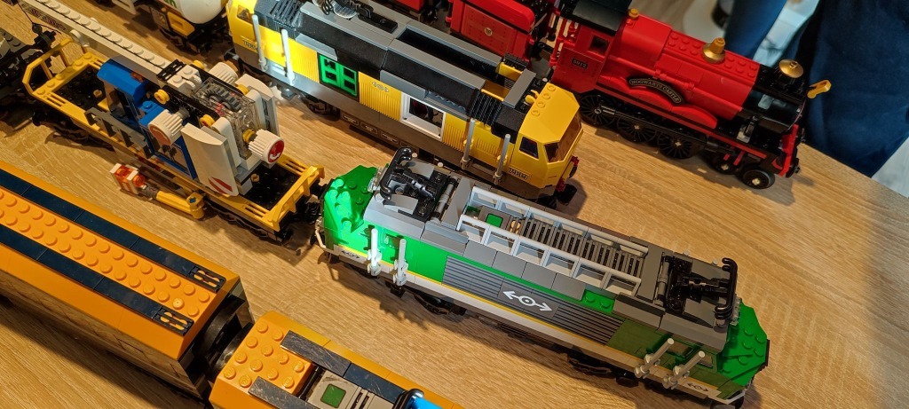 LEGO City Lokomotywy 7939 + 60198 + 60197 + 75955 | Wrocław | Licytacja ...