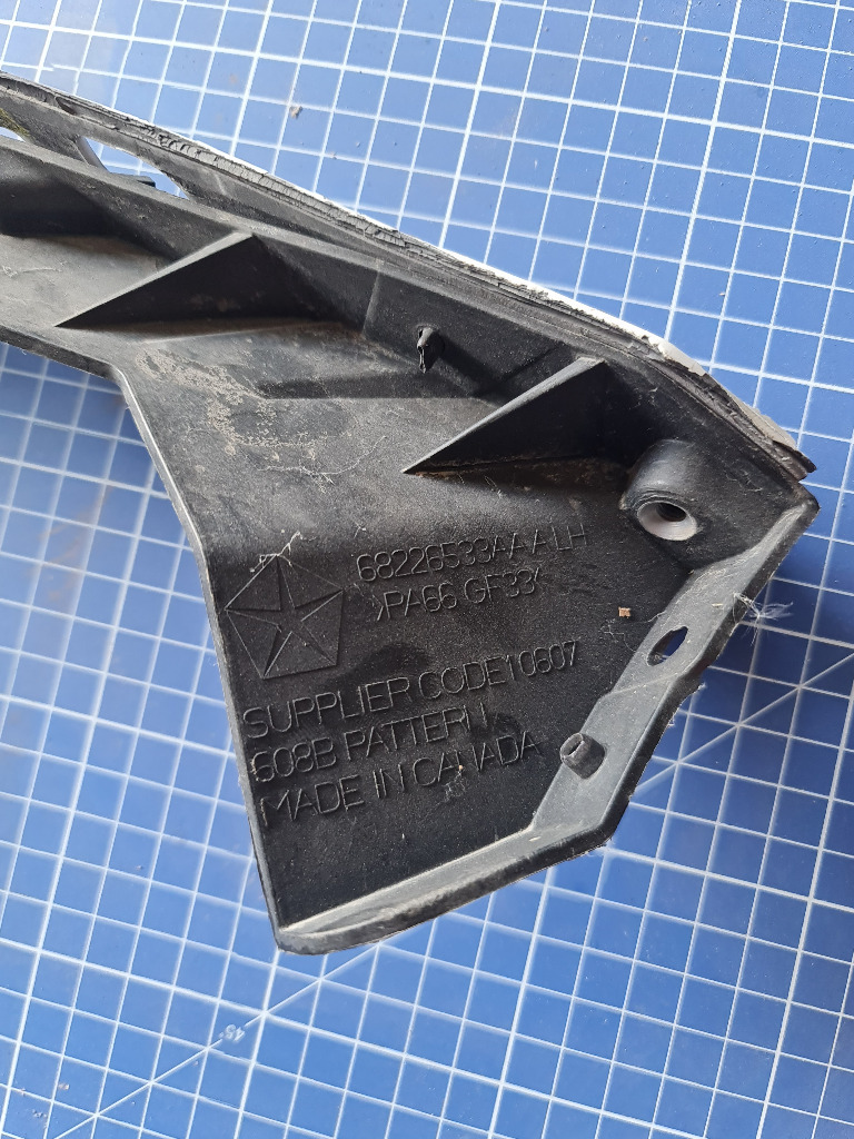 Mocowanie zderzaka Dodge Charger 2015 68226533AA | Mszana Dolna | Kup ...