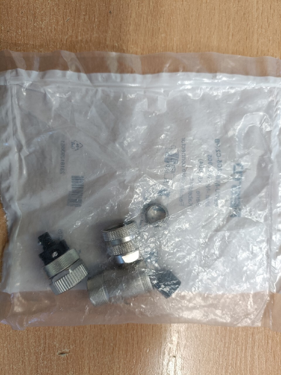 Wtyczka FESTO NECU-M-B12G5-C2-PB 1067905 | Wielka Wieś | Kup teraz na ...