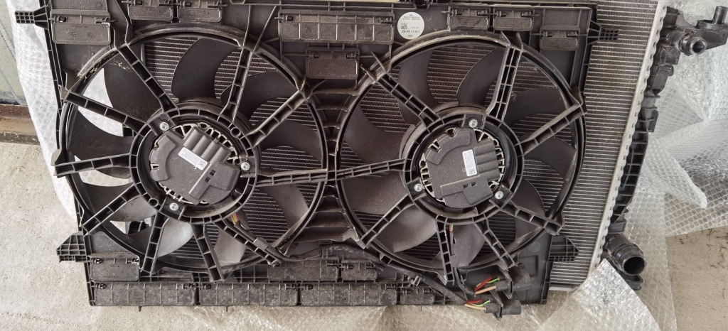 Wentylator 8W0121003C i chłodnica 8W0121251AA | Zambrów | Ogłoszenie na ...