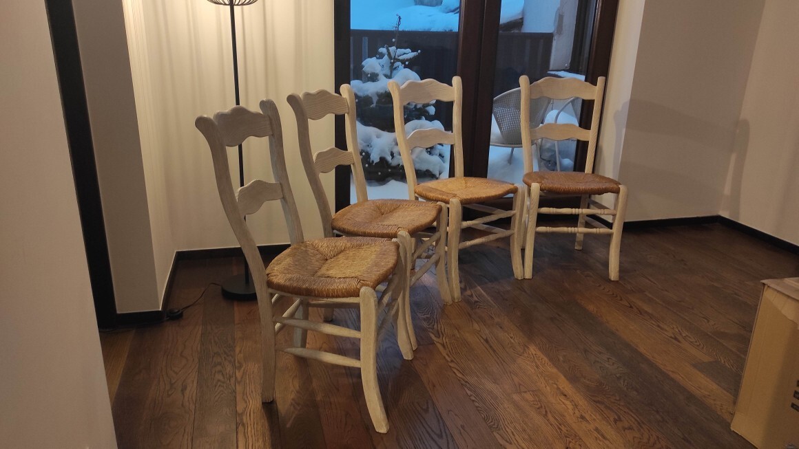 Używane Białe Krzesła - Niska cena na Allegro.pl