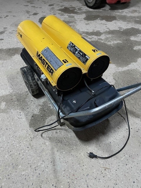 Mobilna nagrzewnica olejowa MASTER B 300 CED | Dąbrowa Górnicza ...