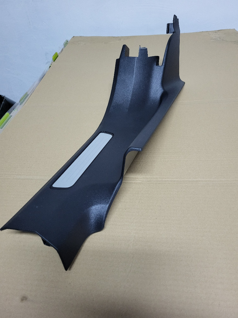 NAKŁADKA PROGOWA LISTWY TYŁ VOLVO XC90 32244257 | Podawce | Kup teraz ...