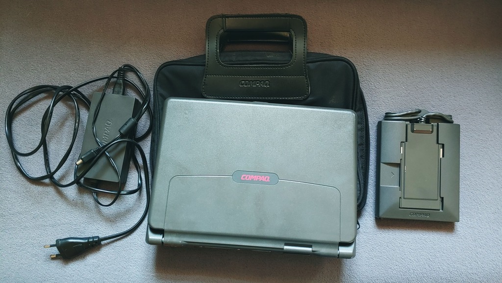 Zabytkowy laptop COMPAQ CONTURA AERO 4 33C | Warszawa | Kup teraz na ...