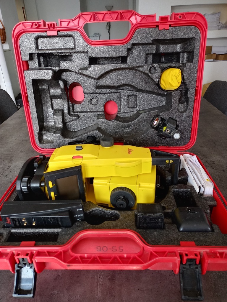 Teodolit Leica Builder R100 | Lisie Pole | Kup teraz na Allegro Lokalnie